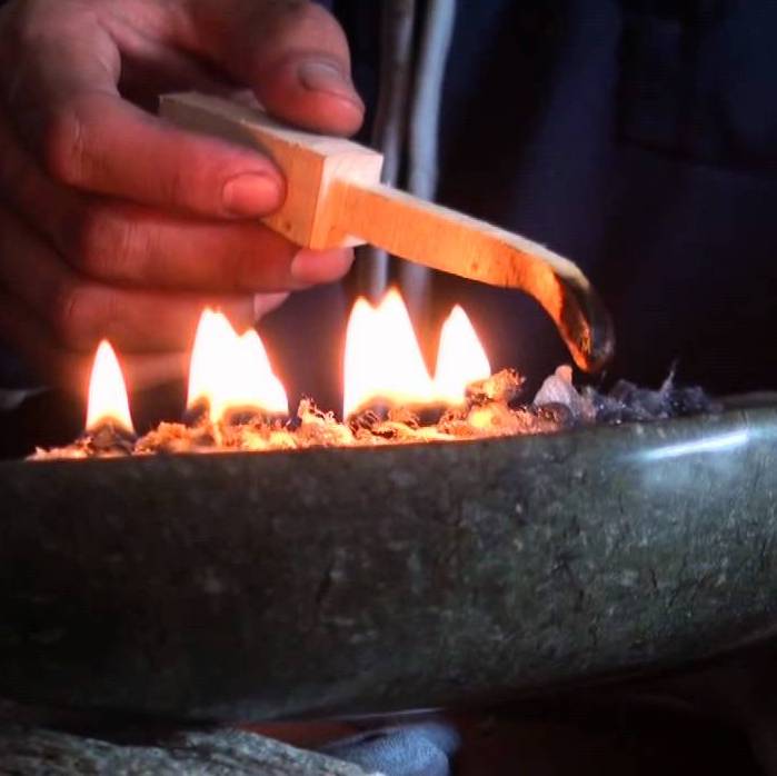 Grandma, How Do You Light the Qulliq? - Nunavik-IcE